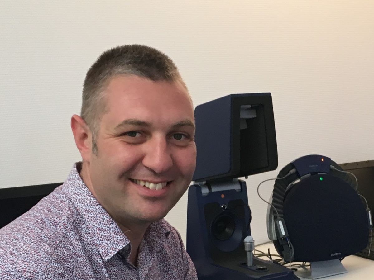 Amélien Debes, directeur support clients chez Phonak