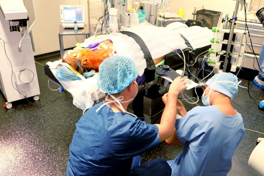 Le Robotol s’implante au bloc