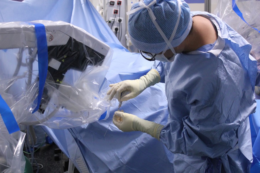 Le Robotol s’implante au bloc